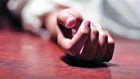 Crime திருநங்கையாக மாறிய மகன் கணவனைக் கொலை செய்த மனைவி