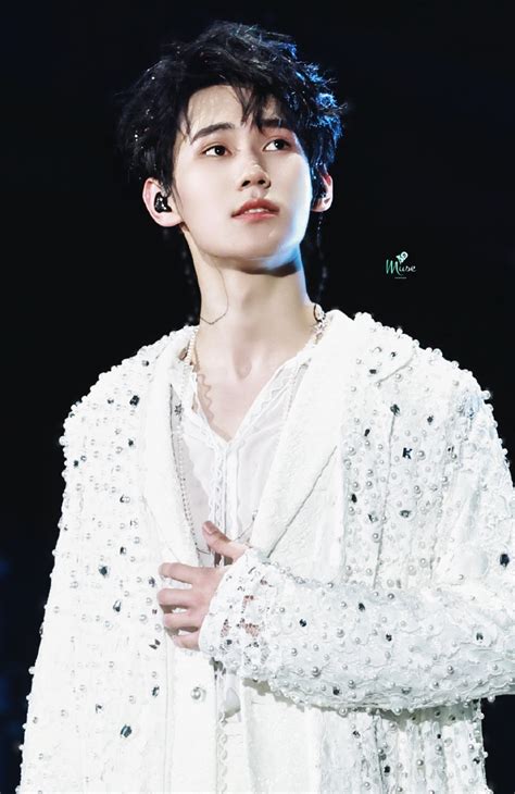 张真源 高清图片，堆糖，美图壁纸兴趣社区