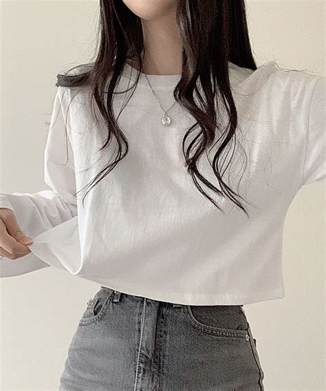 투게더위드미 딱 좋은 오버핏👍 적당 크롭 기장감 라운드넥 비침 없는 오버핏 긴팔 크롭 기본 면티셔츠 화이트 블랙 그레이 가을신상
