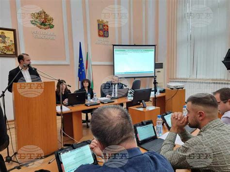 Предложения за заеми по фонд ФЛАГ и нова наредба за Ученическо хранене и социален патронаж ще