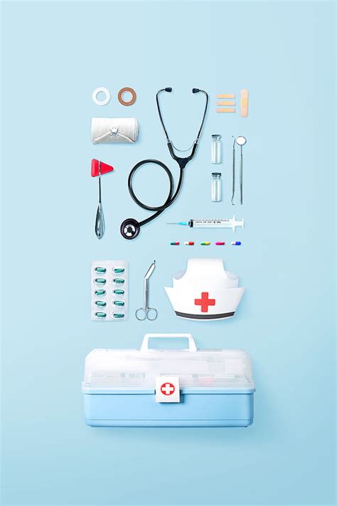 붕대 청진기 주사기 알약 가위 구급상자 의료관련 소품 및 용품 쇼핑 이벤트 이미지 그래픽 합성 유토이미지 상세페이지 베이직샵 그래픽 20435924