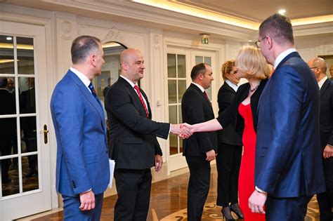 Hristijan Во рамки на официјалната посета на Македонија денес се одржа средба со Уршка