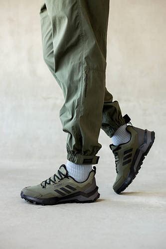 Купить Кроссовки мужские Adidas Terrex Khaki. Обувь мужская цвета хаки ...