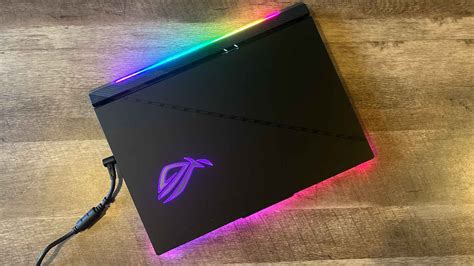 How to Build a Gaming Laptop for $2000 | Robots.net