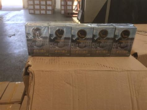 Откриха контрабанден тютюн за наргиле за близо 250 000 лв на Капитан Андреево снимки