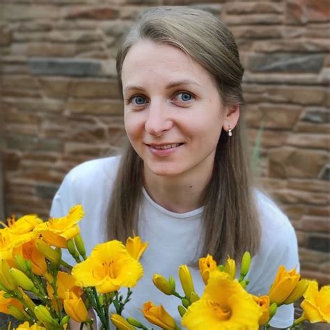 Чесно я й сама не вірила Уявіть ця ніжна квітка що виростає просто