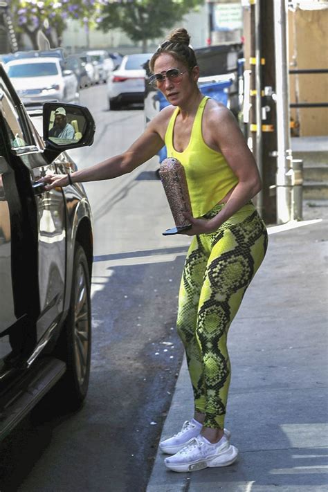 Los Angeles Ca Fitness Queen Jennifer Lopez Leaves The Gym Post