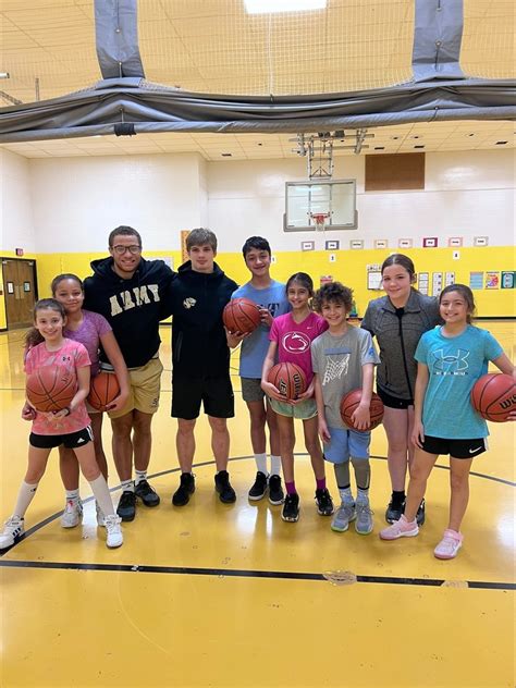 Passing Along Advice Gc Hartman Elementary