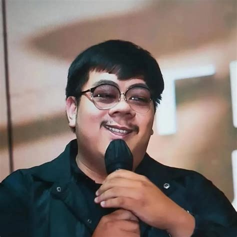 Valen Valenstv • Threads Say More