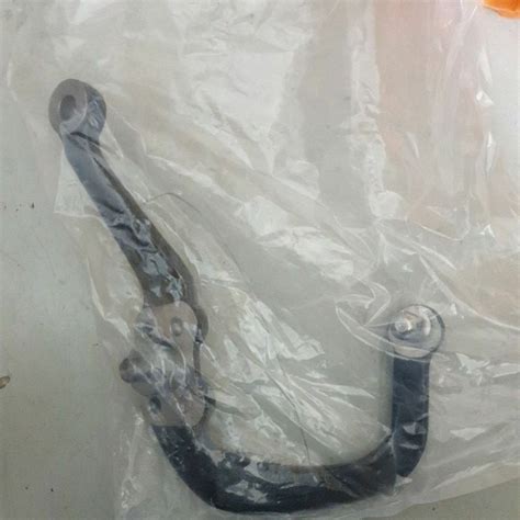 Toyota Hilux Ln106 Steering Control Arm Kunckle Arm Shopee Philippines