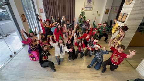 მეგობრობის ხიდი Aia Gess საშობაო ცეკვა 2024 Youtube