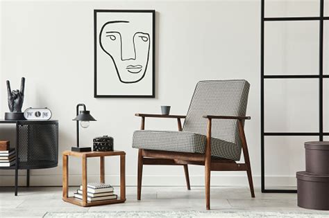 디자인 안락 의자가있는 거실의 세련된 스칸디나비아 구성 액자에 대한 스톡 사진 및 기타 이미지 액자 예술 0명 Istock