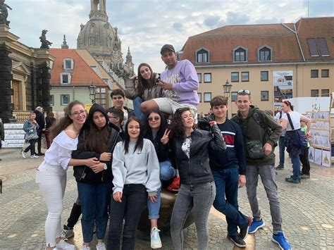 Ученици разработиха есета с впечатленията си от мобилност по програмата Еразъм Gabrovo News