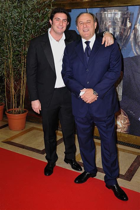 Chi è Edoardo Scotti Unico Figlio Di Gerry Scotti E Dellex Moglie