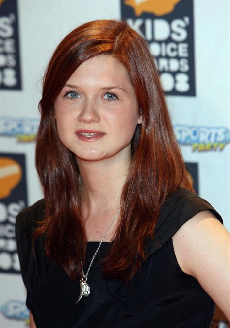 Bonnie Wright British Actress ~ Bio With Photos Videos