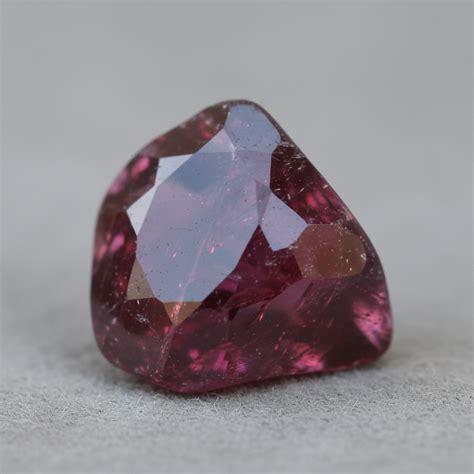 Spinel Gemstone Meaning Properties And Uses Luxyin