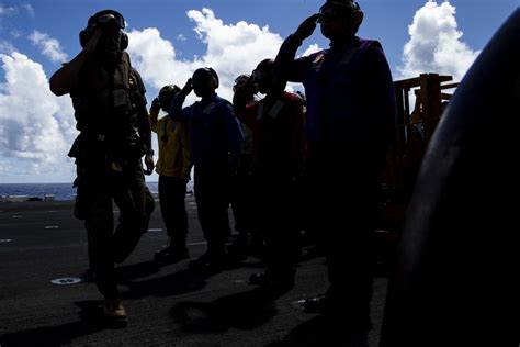 Dvids Images Iii Mef Cg I Mef Deputy Cg Visit Embarked Marines Sailors Aboard Uss Wasp