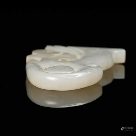 51BidLive Chinese Archaistic Jade Figurine