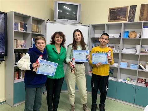 Награди за учениците от Коледно математическо състезание 2022 Профилирана природо