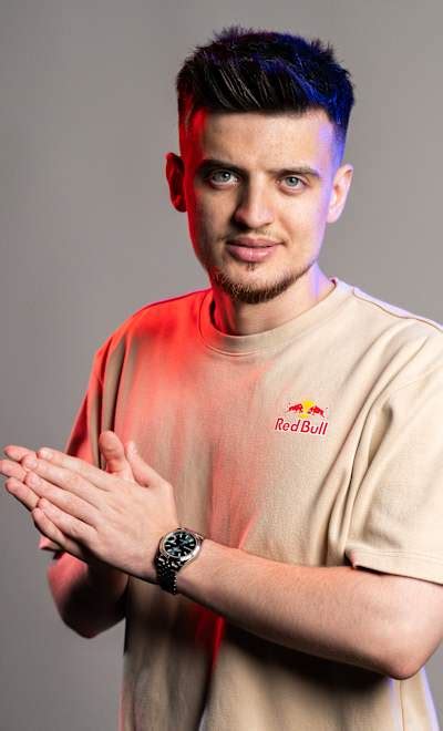 Costin Jaxi Vrînceanu Esports Red Bull Athlete Profile