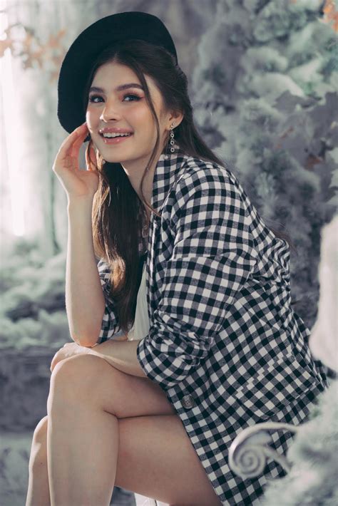 Spotlight On Caitlyn Stave Inquirer Entertainment