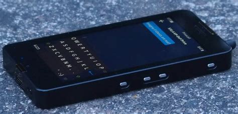 Secure Open Source Linux Handheld Has An Ethernet Port