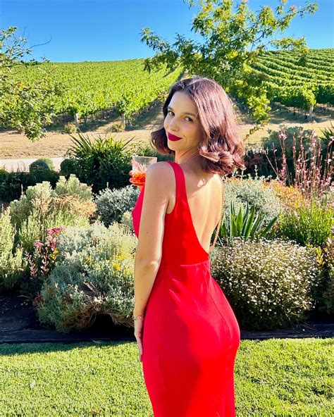 Madeleine Wighton Madeleinewighton • Instagram Photos And Videos