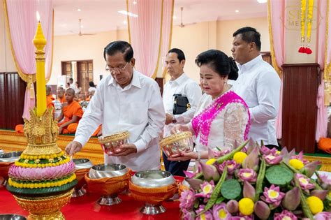 សម្តេចតេជោ ហ៊ុន សែន និងសម្តេចកិត្តិព្រឹទ្ធបណ្ឌិត អញ្ជើញចូលរួមពិធីបុណ្យភ្ជុំបិណ្ឌនៅ