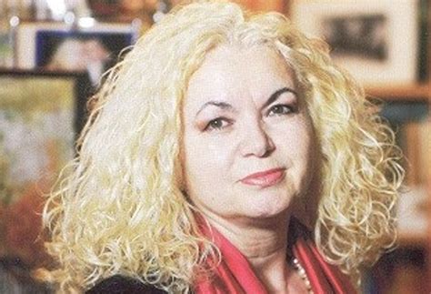 Ninullat E Mistershme Të Nënës Kultplus