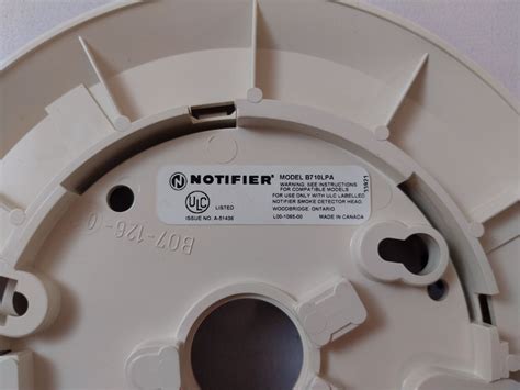 Notifier B710lpa Flanged Mounting Base Aeliya Marine