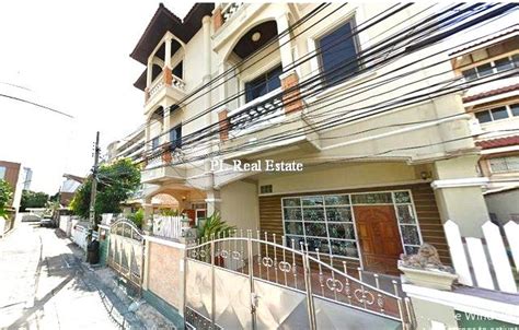 ให้เช่าทาวส์โฮม 3 ชั้น ซอยวิภาวดี 28 ย่าน วิภาวดี ใกล้ Bts 5 แยก