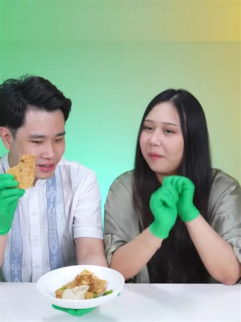 Potret Sisca Kohl Pakai Baju Ala Emak Emak Sederhana Meski Bergelimang Harta Hot Liputan Com