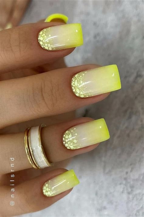 Красивый желтый Квадратные акриловые ногти Гвоздь Дизайнерские ногти