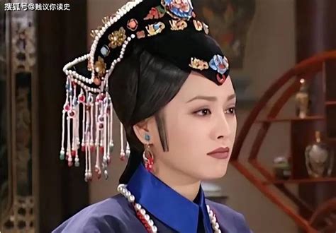 孝庄与努尔哈赤，皇太极，顺治，多尔衮都是什么关系？哲哲蒙古古斯