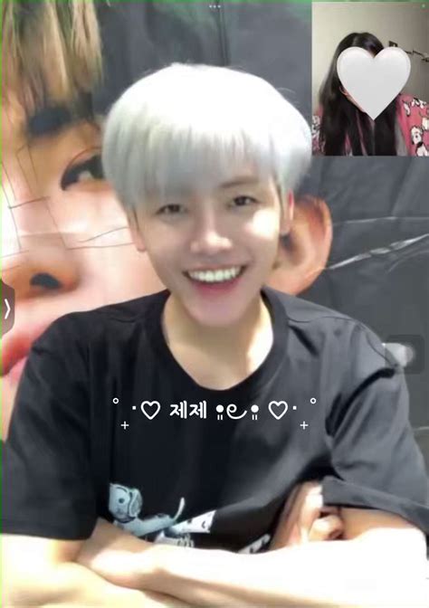 제제 •͈౿•͈ Rest On Twitter 221011 이즈위 영통팬싸 Jaemin 재민 드림 겨울앨범 👀 1gso25gzdp