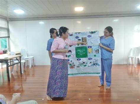 အလုံမြို့နယ်အတွင်းရှိ ကိုယ်ပိုင်အထက်တန်းကျောင်းများတွင် သွေးလွန်တုပ်ကွေးရောဂါကာကွယ် နှိမ်နင