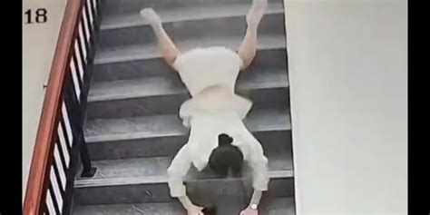 【三渲二动画】来一场和绫华的甜蜜恋爱吧 冰阔落不加冰可乐 默认收藏夹 哔哩哔哩视频