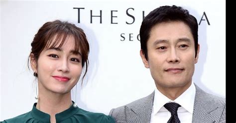 Жүжигчин И Бёнхон И Мин Жон нар цахим орчинд анх удаа охиныхоо зургийг нийтлэв