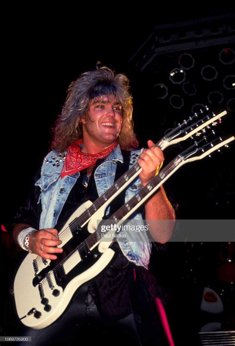 Robbin Crosby Of Ratt Performs On Stage At The Rosemont Horizon In