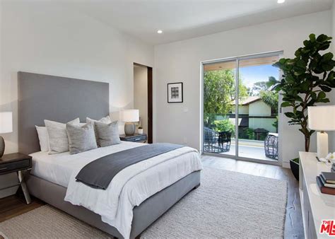 17017 Livorno Dr Pacific Palisades Ca 90272 Redfin