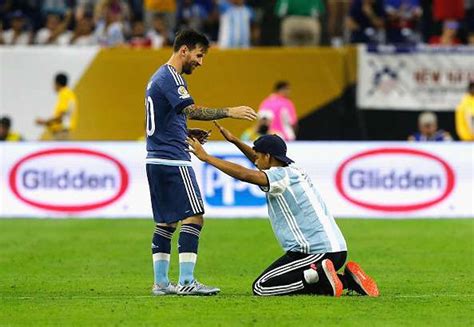 5 Reasons Why We Love Lionel Messi