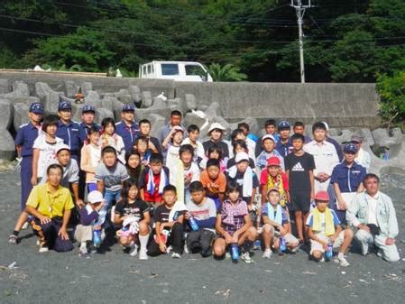蒲江小学校蒲江土建株他当庁職員による佐伯蒲江高山海岸漂着ゴミ調査佐伯海上保安署