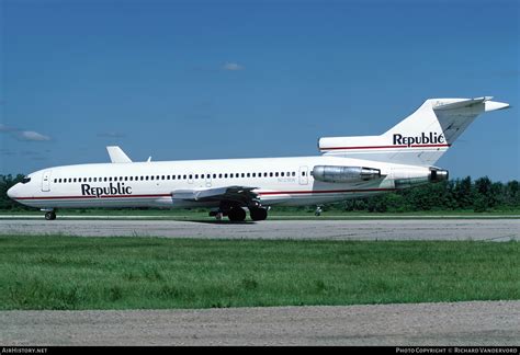 Aircraft Photo Of N721rw Boeing 727 2m7adv Republic Airlines