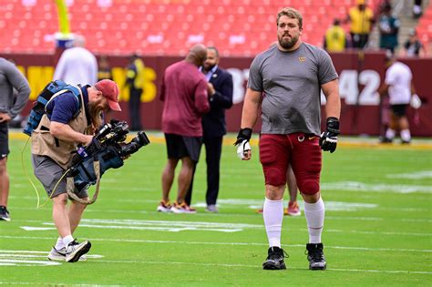 Commanders Place Ol Wes Schweitzer On Injured Reserve With Concussion