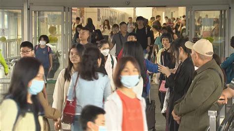 五一假期首日截至晚上九時173萬內地旅客抵港 無綫新聞tvb News