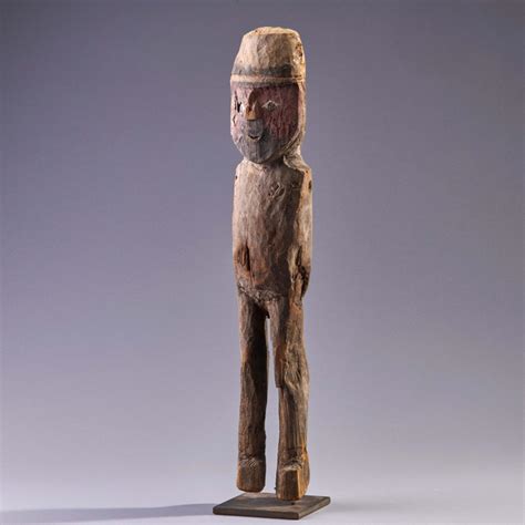 At Auction Large Ancient Pre Columbian Wood Figure