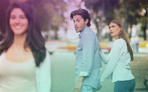 Jealousy Vs Envy The Difference And How To Manage Them