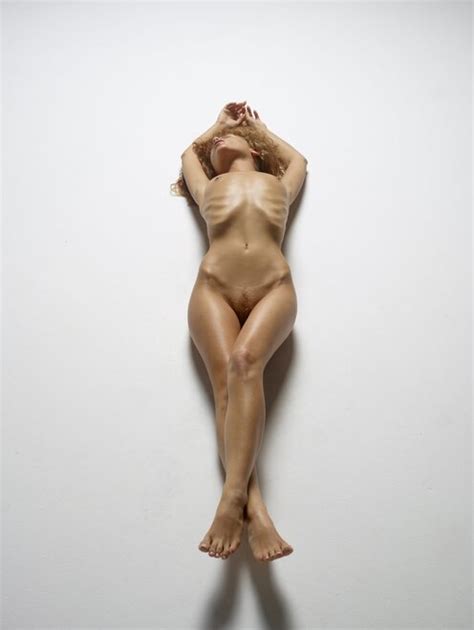 Amateur Girl Julia Nude Figures 20 10000px Porn Pic