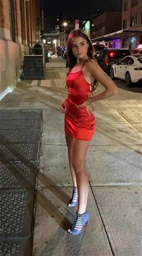Hot Girls In Tight Dresses 42 Klykercom Hot Girls In Tight Dresses 42 Klykercom