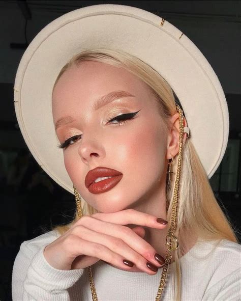 Пин от пользователя Արաքս Դավթյան на доске Make Up Идеи макияжа Макияж глаз Макияж